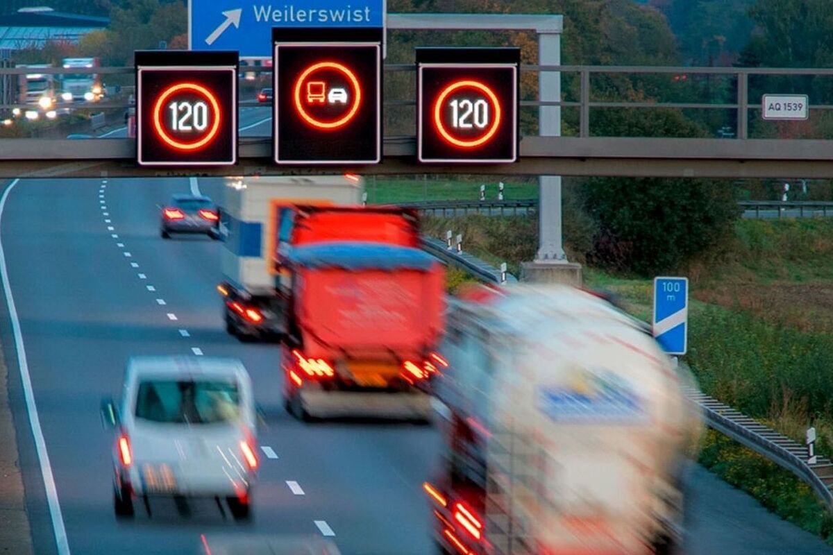 معرفی سیستم هوشمند مدیریت ترافیک ITS؛ تکنولوژی کاربردی برای کاهش ترافیک ...