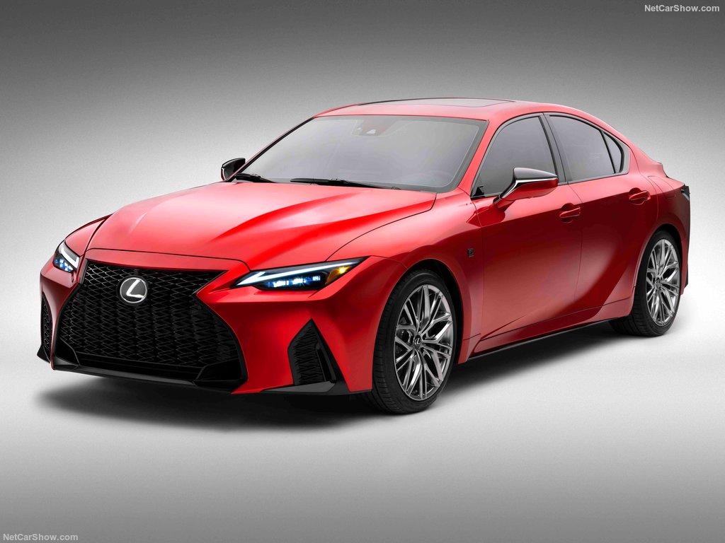 معرفی لکسس IS500 F Sport با نیروگاه V8 تنفس طبیعی 470 اسبی - پدال