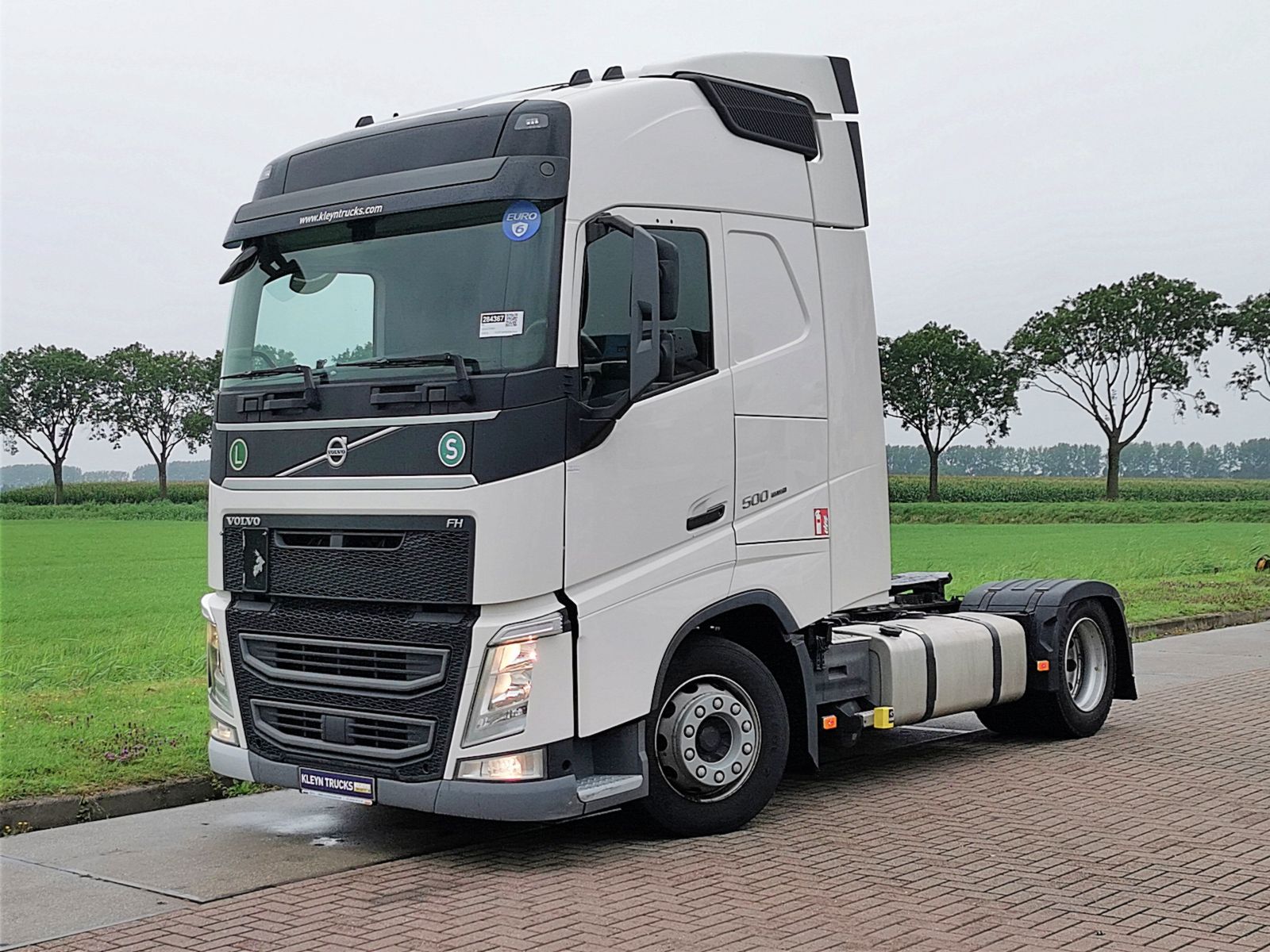 بررسی کشنده ولوو FH500؛ قیمت، مشخصات و هر آنچه باید بدانید - پدال