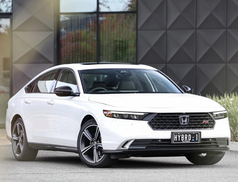 هوندا آکورد ۲۰۲۴ در ایران؛ مشخصات و قیمت هیبرید وارداتی آذریوردسال - پدال